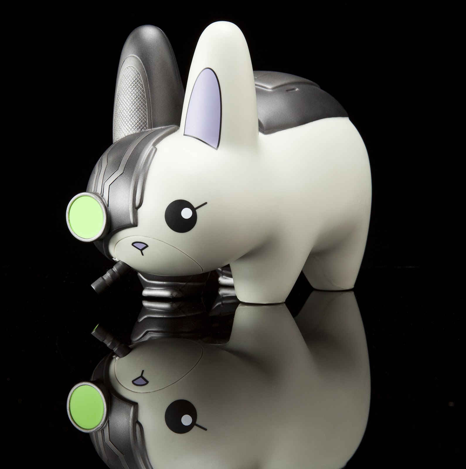 Dunny Addicts: Preview: Cyborg Labbit 7" Nemesis Edition by Kozik x ...