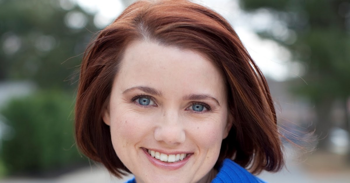 Chick Lit Central: Tiffany Hawk gives us a "View from the Top," plus a ...