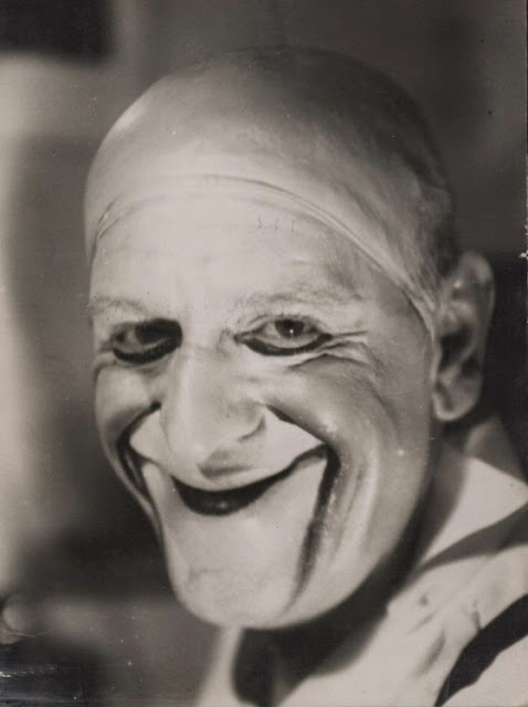 Los Grandes Fotografos: Umbo - Otto Umbehr (1902-1980)