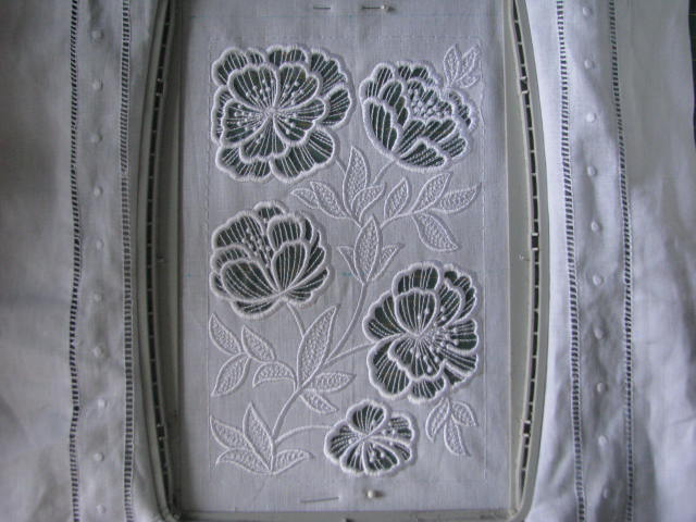 Passion et Couture: Embroidery Cutwork Needle Kit