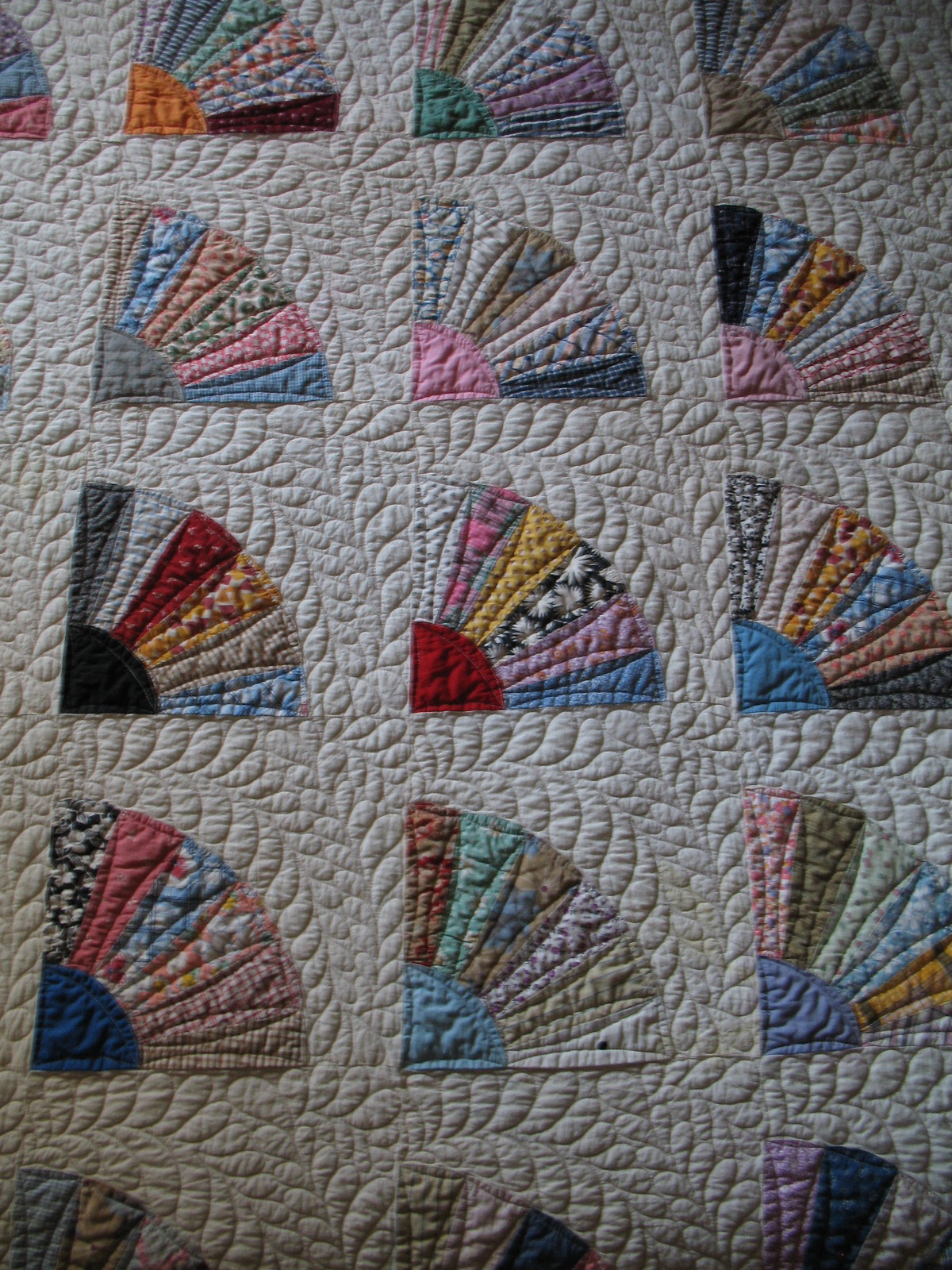 Ponderosa Patchworks: The 1930s Grandmother's Fan Quilt