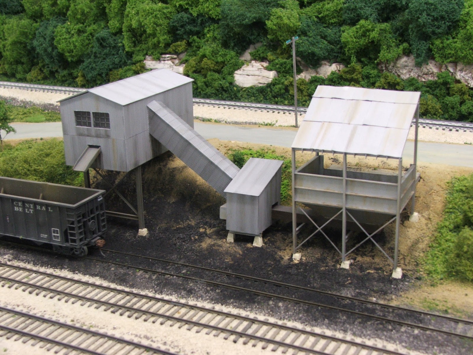 Chesapeake, Wheeling and Erie Railroad: Tipples, Truck Dumps and Prep ...