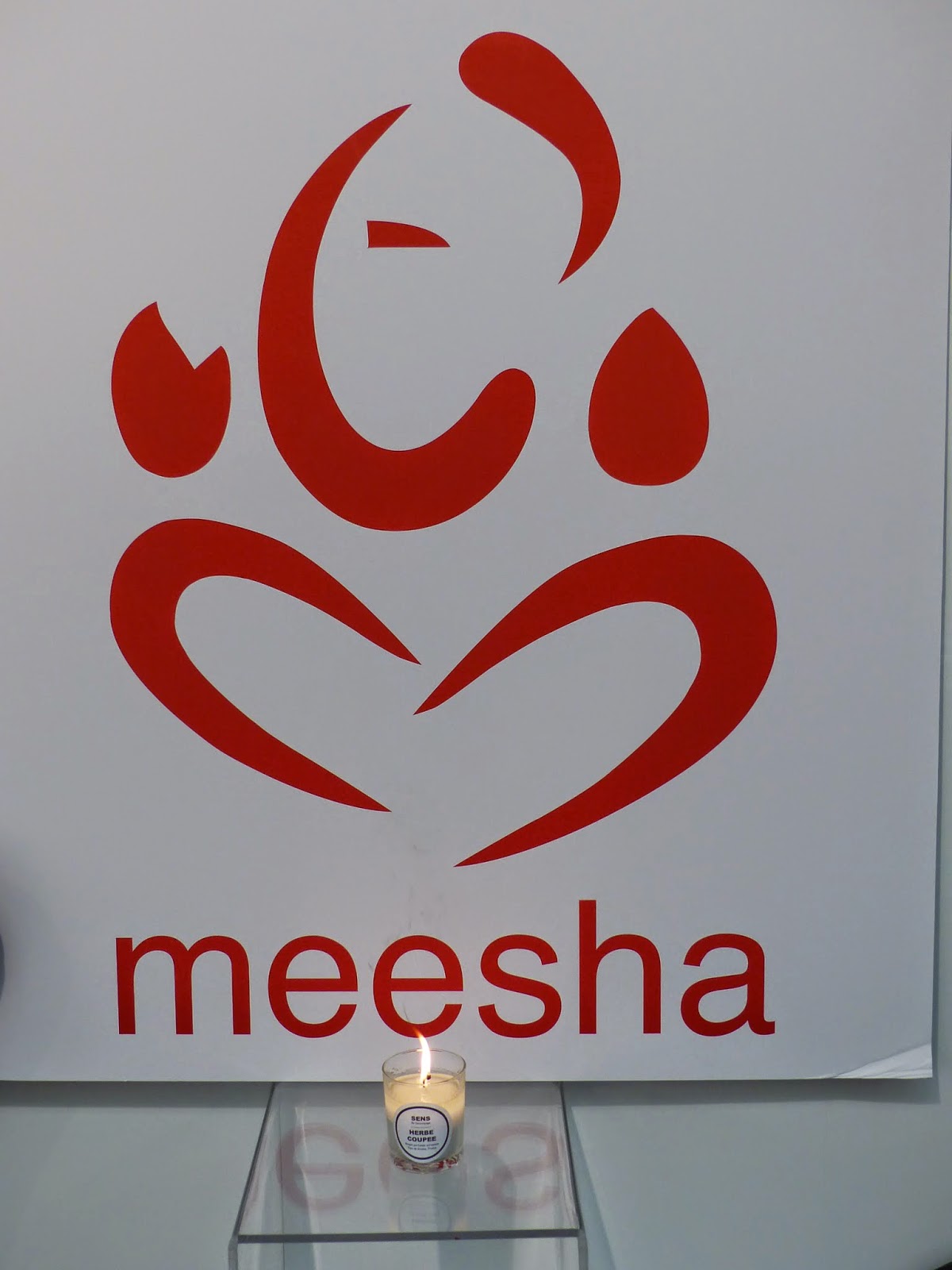 Meesha made with love in India - DAME SKARLETTE