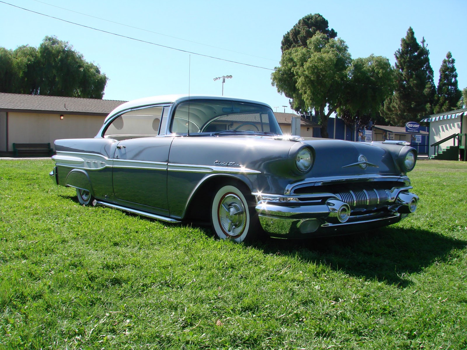 STYLISH KUSTOMS: James Walker's '57 Pontiac is For Sale...