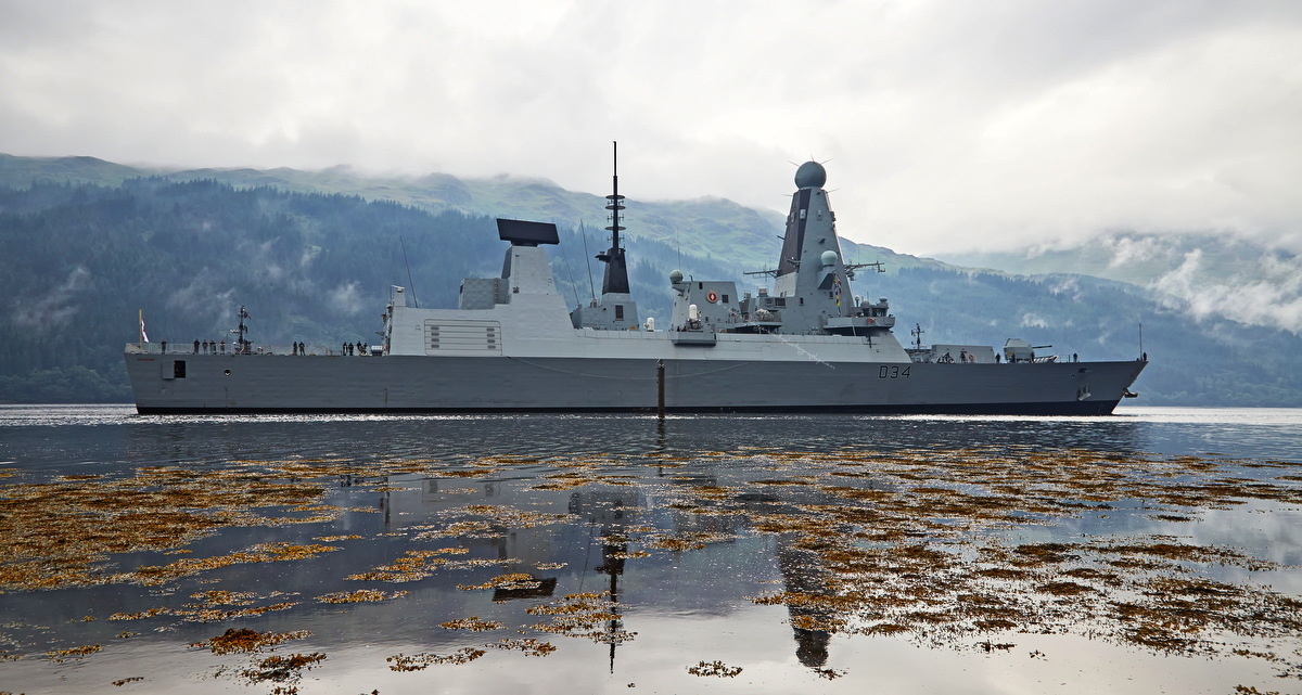 Dougie Coull Photography: HMS Diamond at Glen Mallan