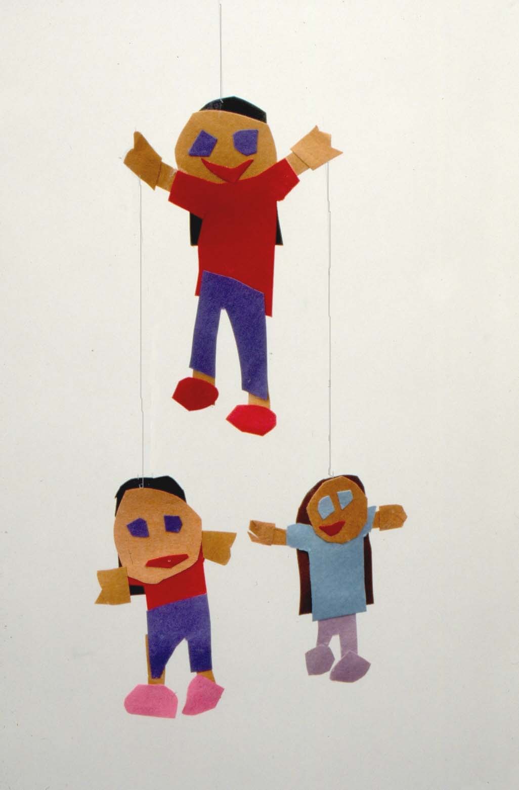 Art for Small Hands: Cut Paper - Simple Mobiles