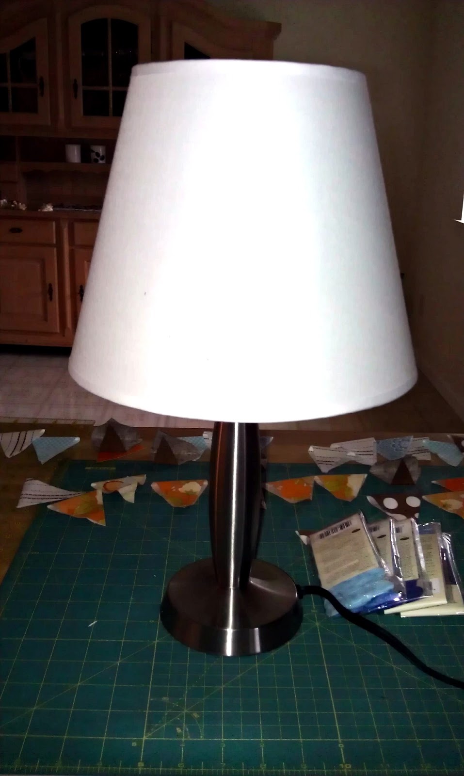 Savaria Bags: quick and easy lamp shade makeover tutorial