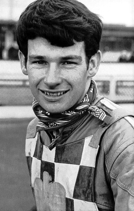 Nigel Boocock's Instagram, Twitter & Facebook on IDCrawl