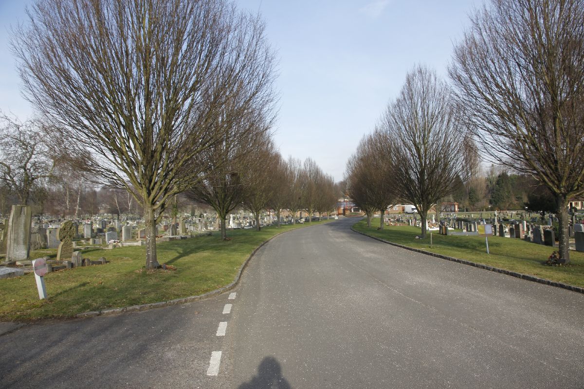 The Church Explorer: Henley Road Cemetery Reading