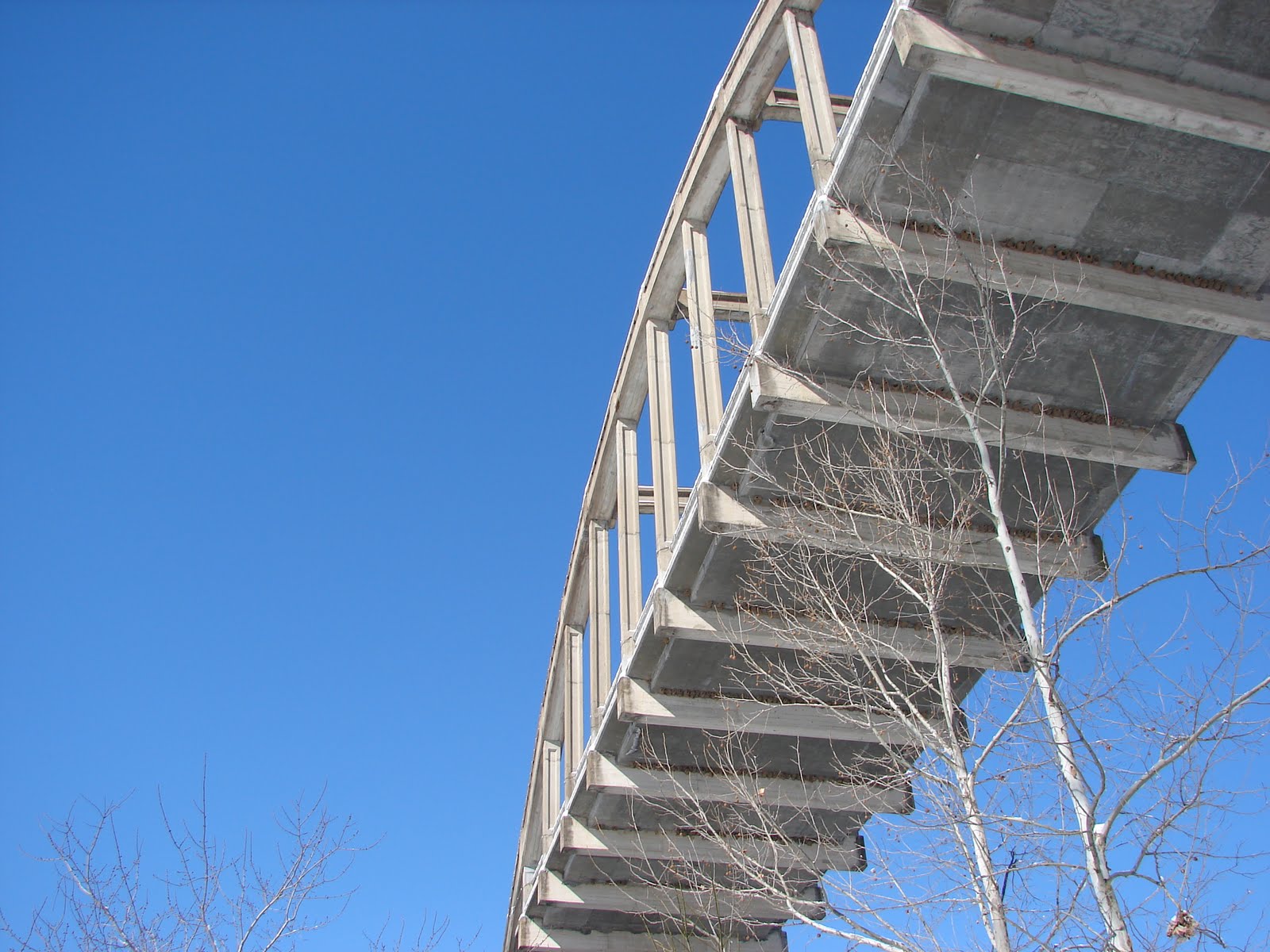 Tabors Repose: Historic Cotter Bridge in Winter