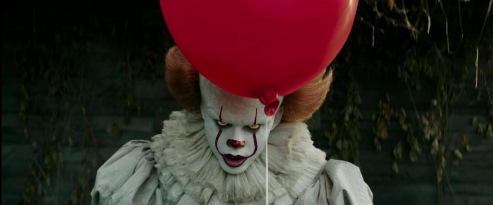 Stephen King's It (2017) Gets 5/5 Red Balloons | Mikayla Nicole