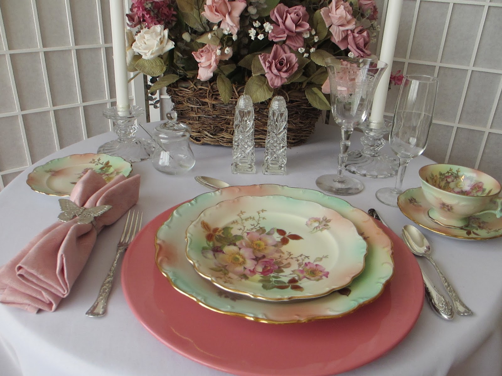 Table for One: Spode Gainsborough Spring Table