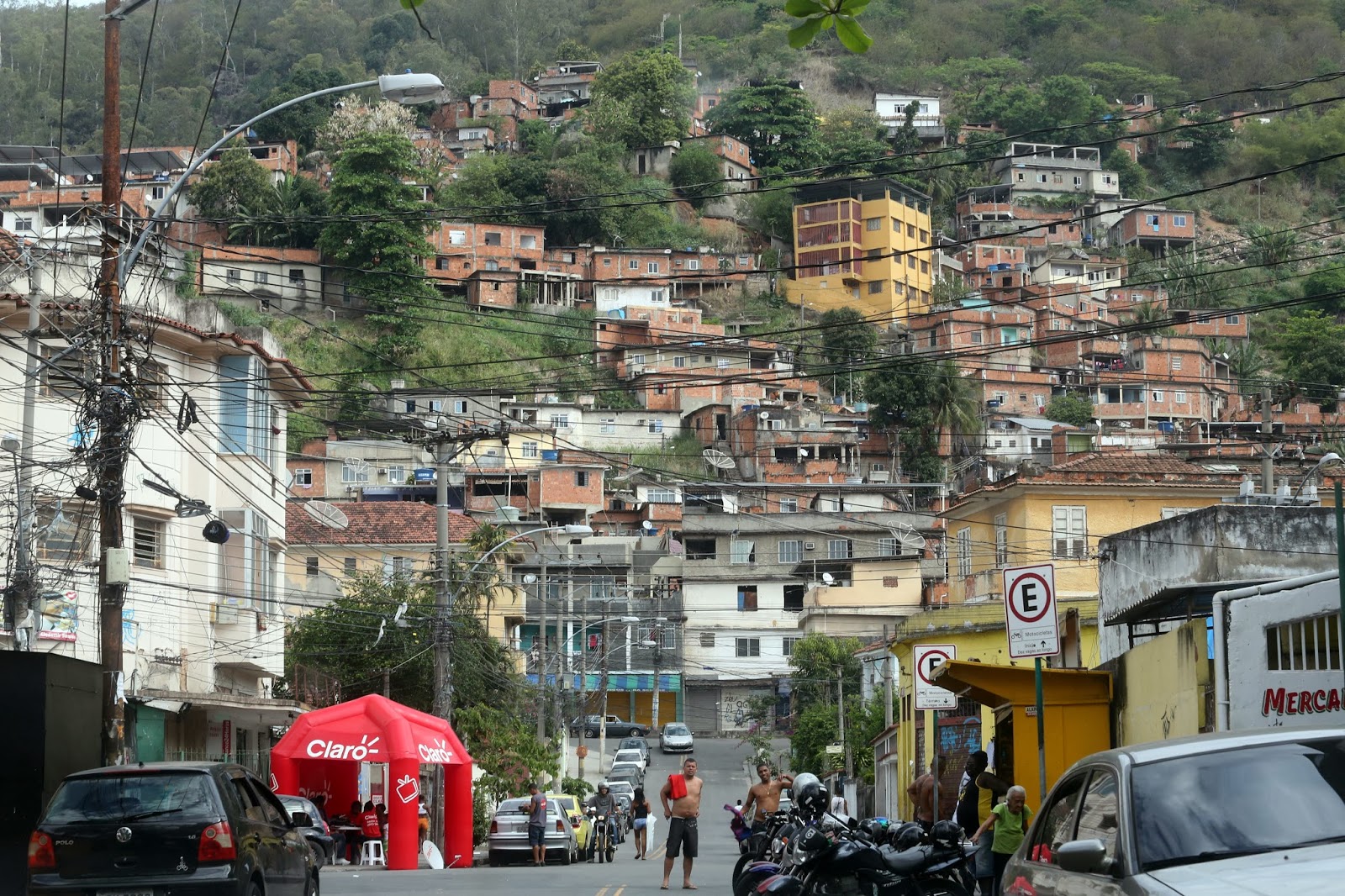 Ligado no Rio.: Caravana do Trabalho chega ao Complexo do Lins.