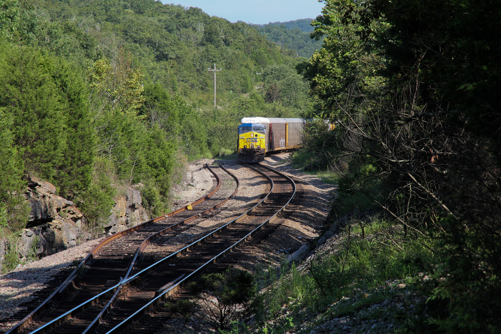 MEC&F Expert Engineers : A CSX train’s pusher engine decoupled from the ...