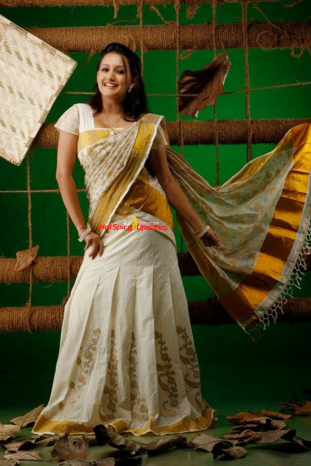 Aswathy Ashok Navel In Cleopatra