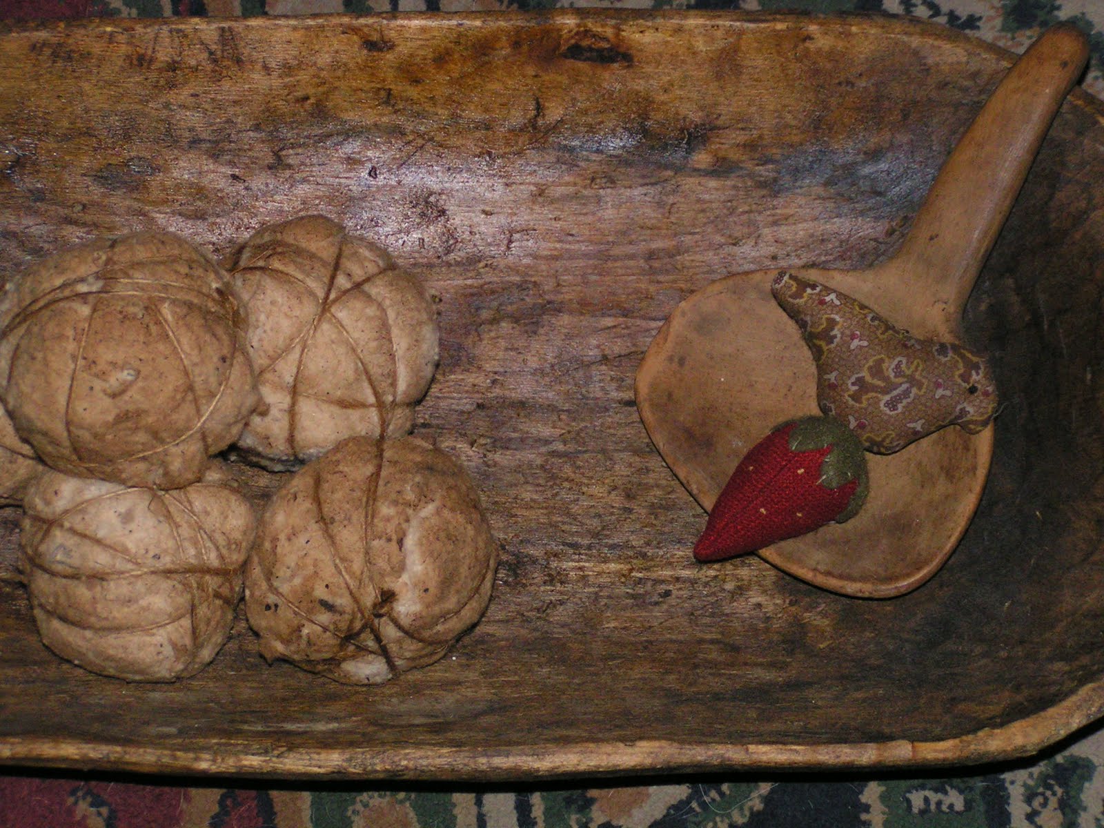 Bumble Bee Lane: Cotton Batting Rag Ball Tutorial