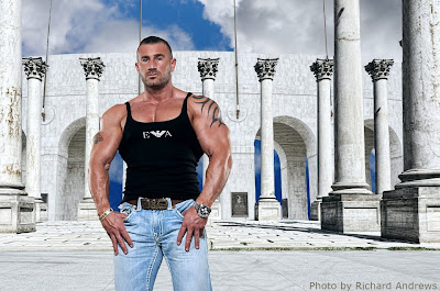 Worldwide Bodybuilders: Spanish muscle lion Jorge Lion