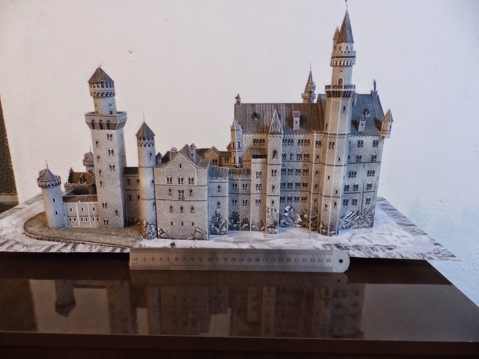 BLOG DO VÉIO ARTE EM PAPEL - PAPER MODEL E PAPER CRAFT: Neuschwanstein ...