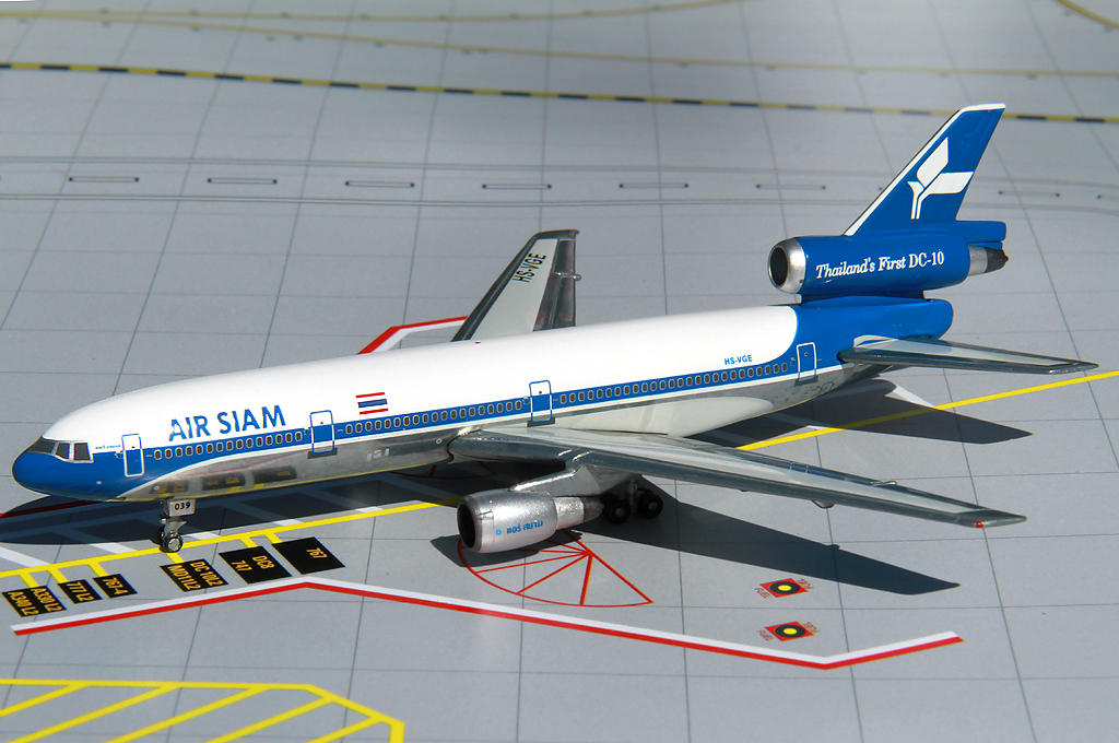 Airliner Model Collecting: Air Siam DC-10-30