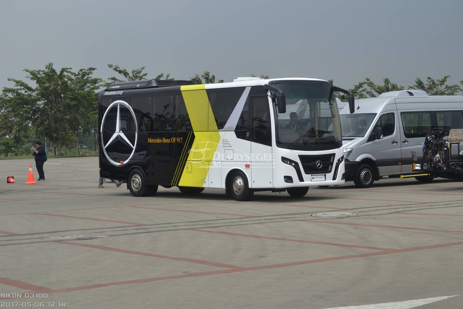 Miracle Midibus Mercedes Benz OF 917
