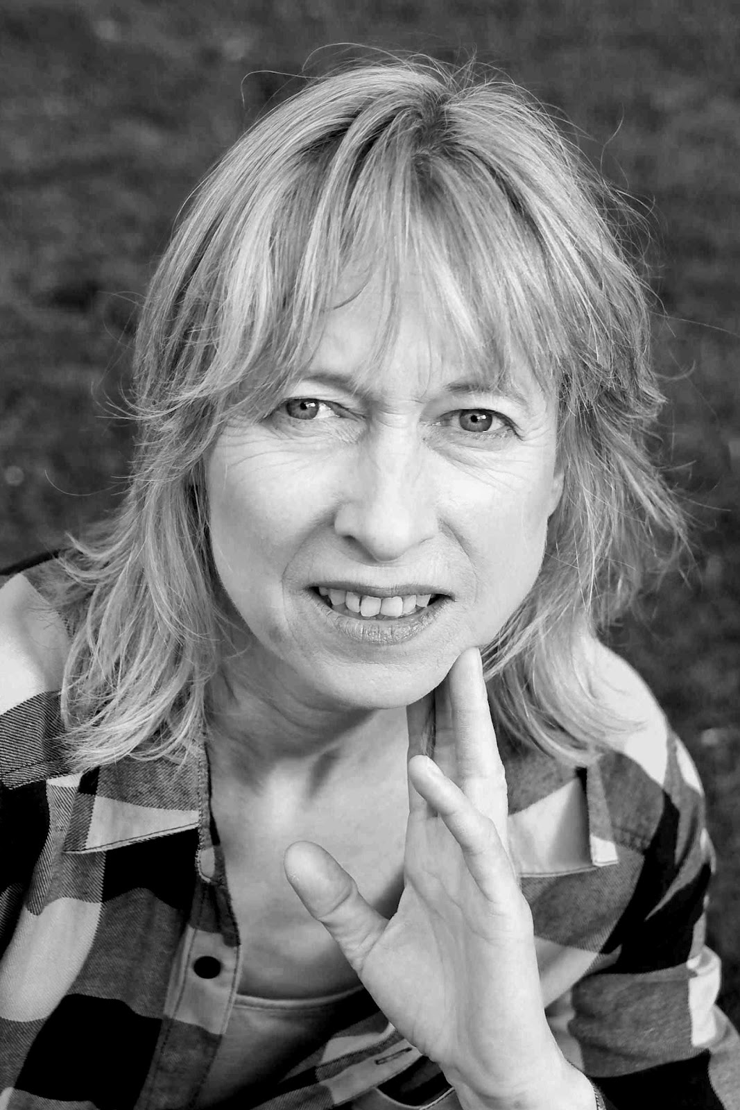 Ocho mujeres: Director y Actrices