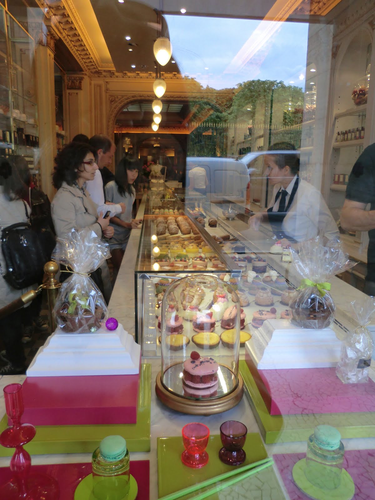 Uncasual Pâtisserie: Bakeries in Paris