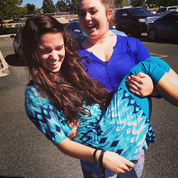 Strong Lift and Carry Photos and Videos - Strong Muscular Girls Lift ...