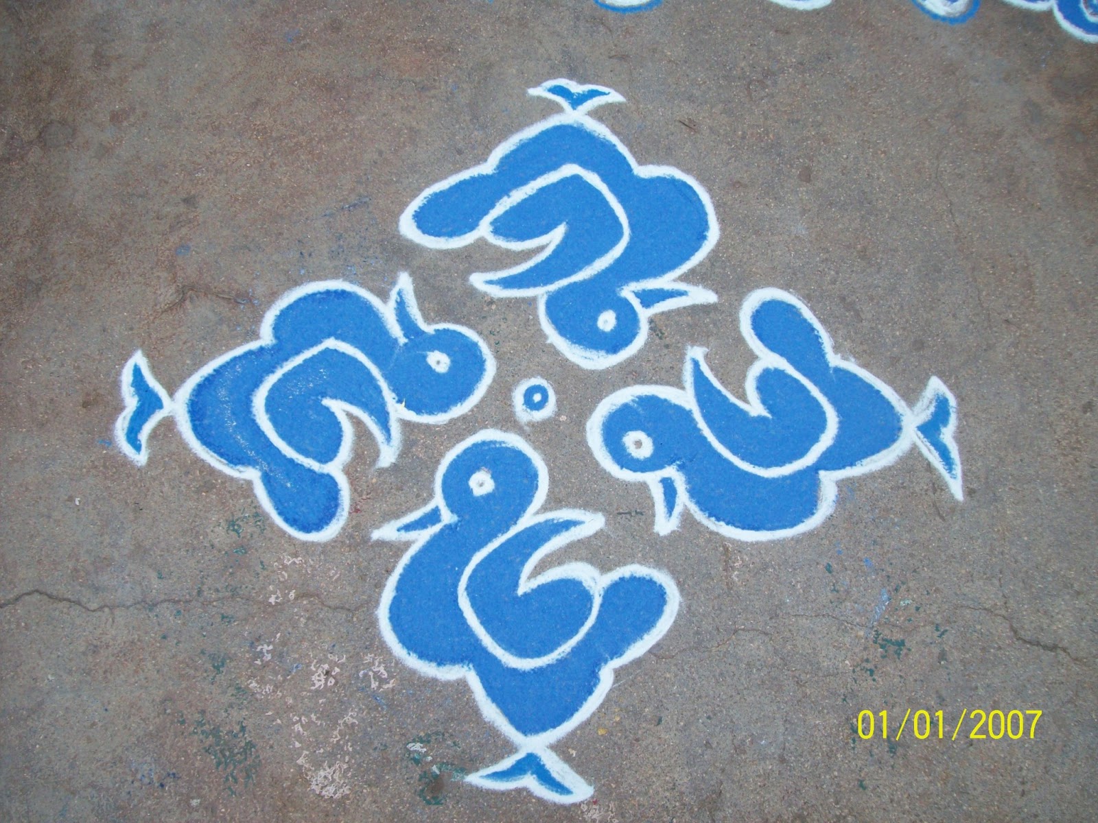 Rangolis: chukki rangoli.....