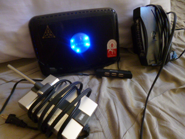 LIVING LIFE IN COSTA RICA blog: FOR SALE - Used WiFi Router, Expander ...