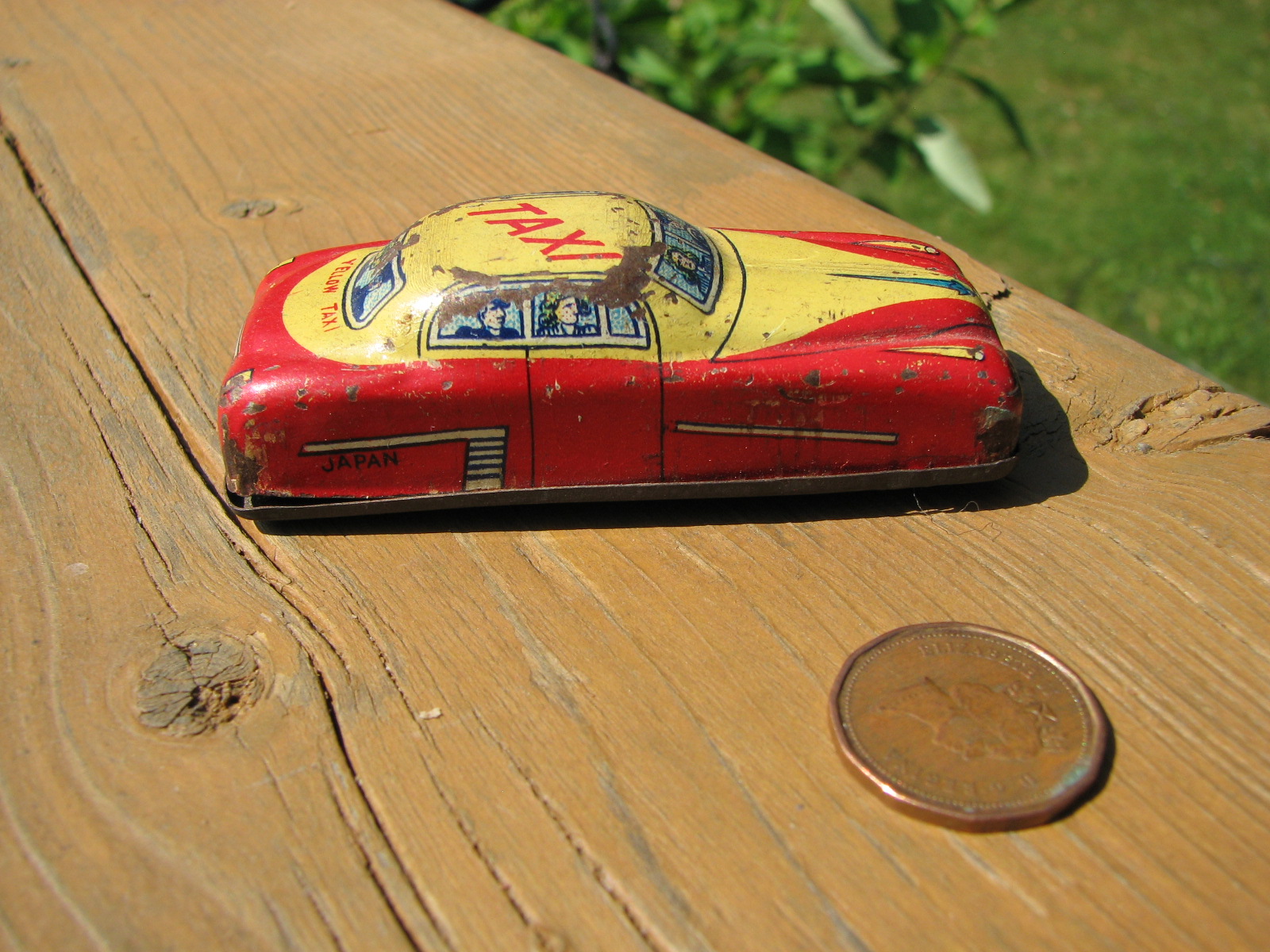 Memories Of The Past: VINTAGE TIN LITHO TOY CARS, 1940-1960