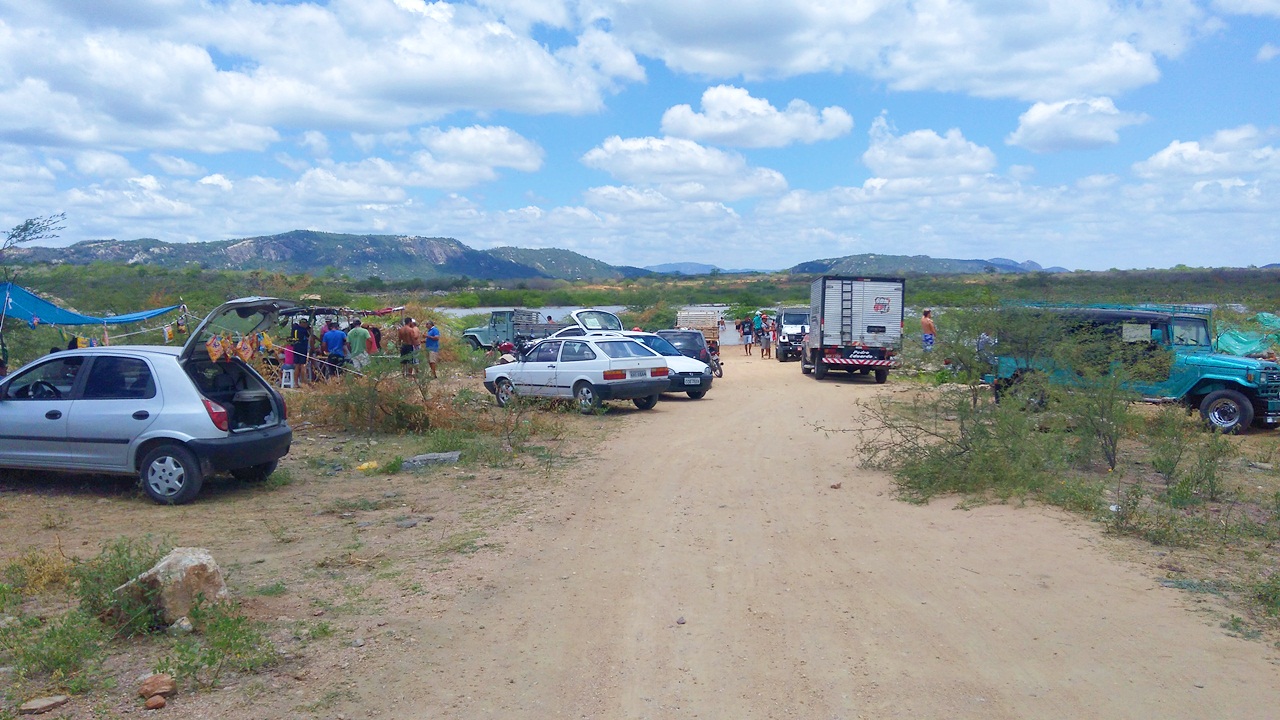 Portal Poço Fundo: março 2018