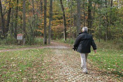 Toronto Fun Places: Enjoying the last colours at the Guild Inn Park and ...