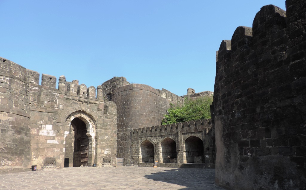 Just About Everything: Daulatabad Fort-This 12th Century fort was ...