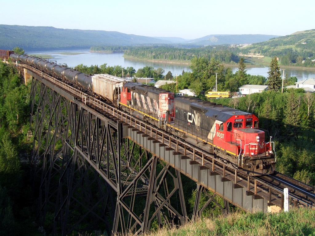 The N-Scale N.A.R.: Heart River Bridge Part 2... Building The Deck