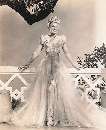 Noir and Chick Flicks: The Corpse Came C.O.D.(1947).