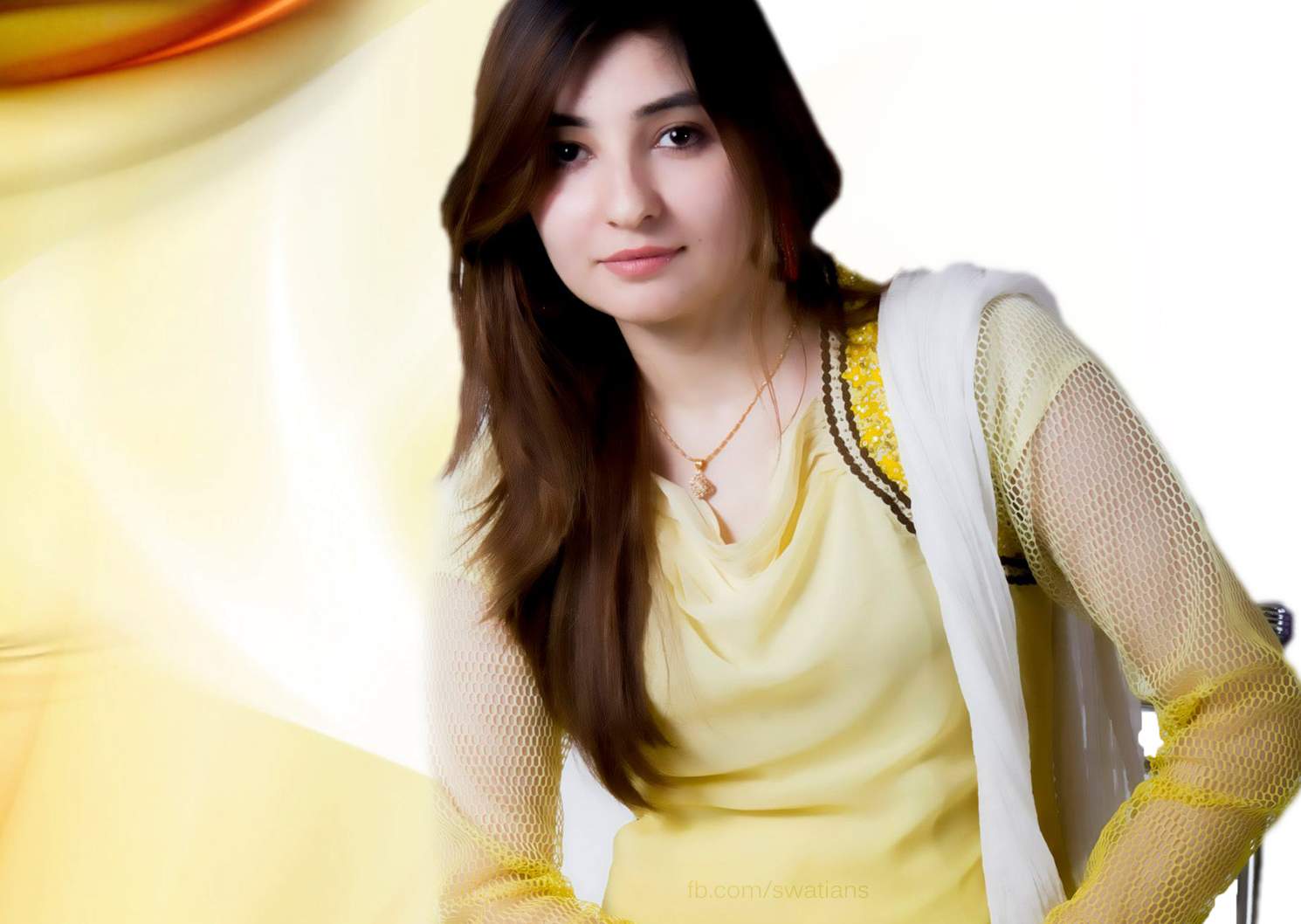 All Pashto Showbiz: The Best pashto Singer Gul Panra HD Wallpapers