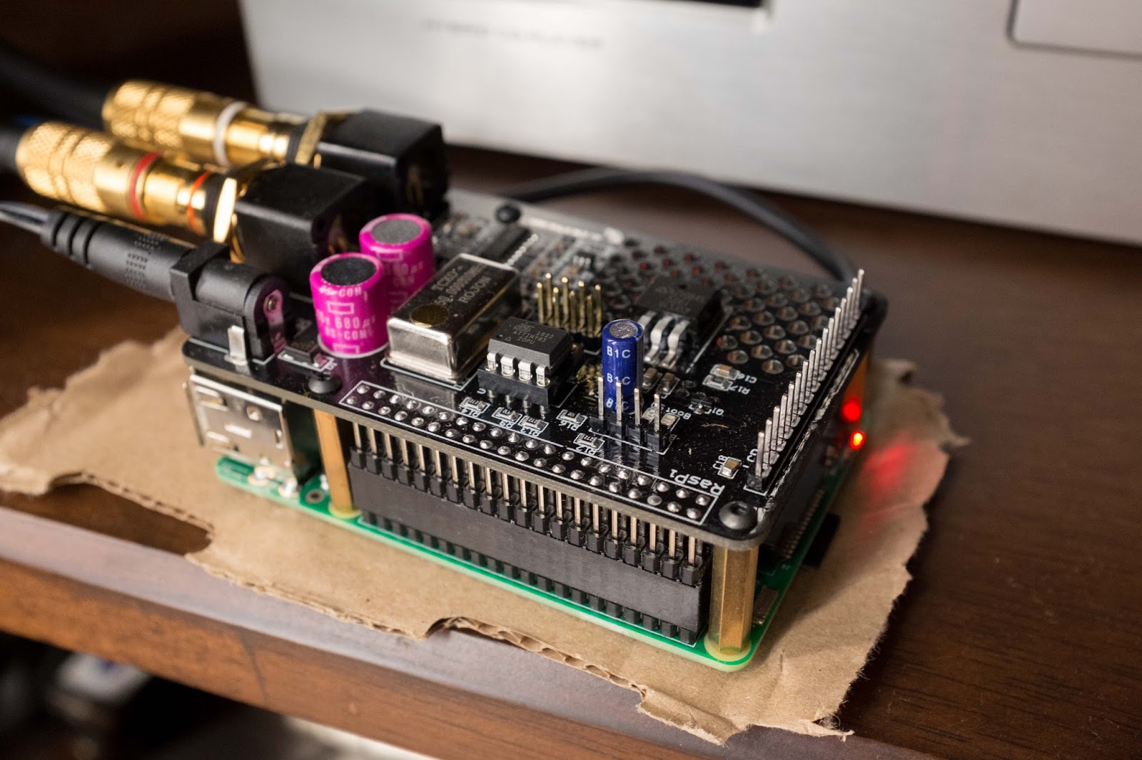 B級！趣味の小部屋: AUDIOPHONICS I-Sabre V3 DACには参った、という話