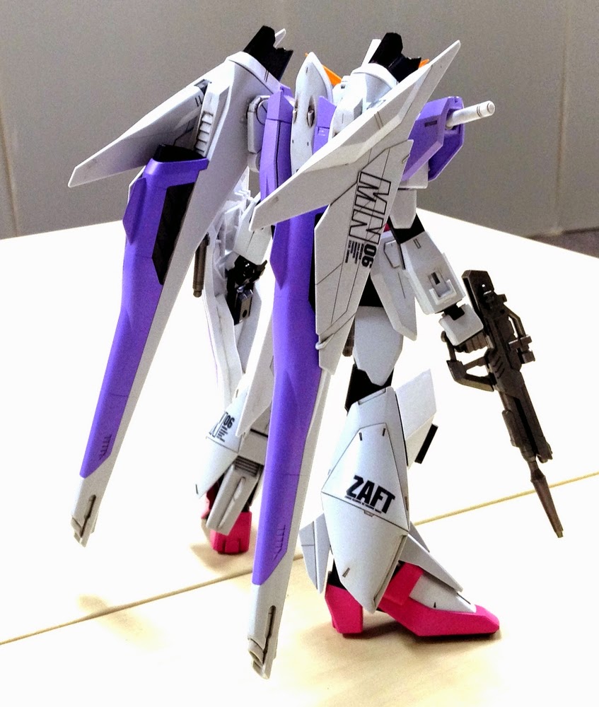 1/100 Saviour Gundam Custom Build