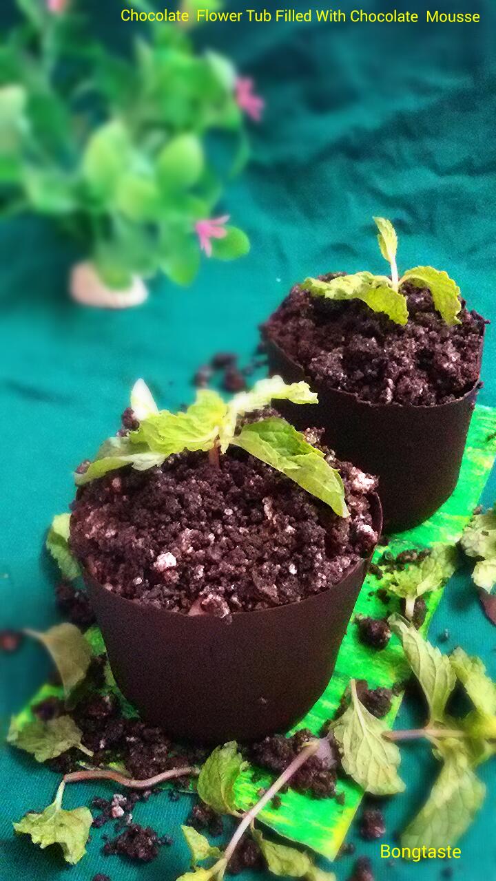 Bongtaste : Chocolate Flower Tub filled with Eggless Chocolate Mousse ...