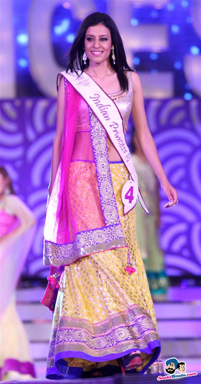 Gossip First Gallery: Indian Princess 2013 photos