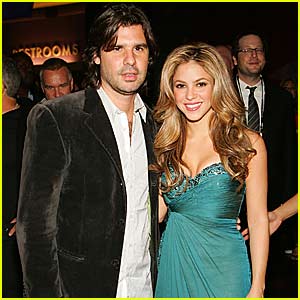 Fashion & Celebrities: Shakira Personal life and pictures