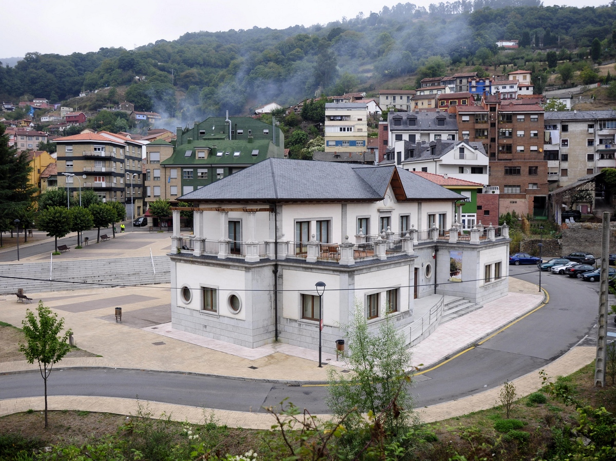 TROTONES: Figaredo - Via Verde del Valle de Turón - Pico Tres Concejos ...
