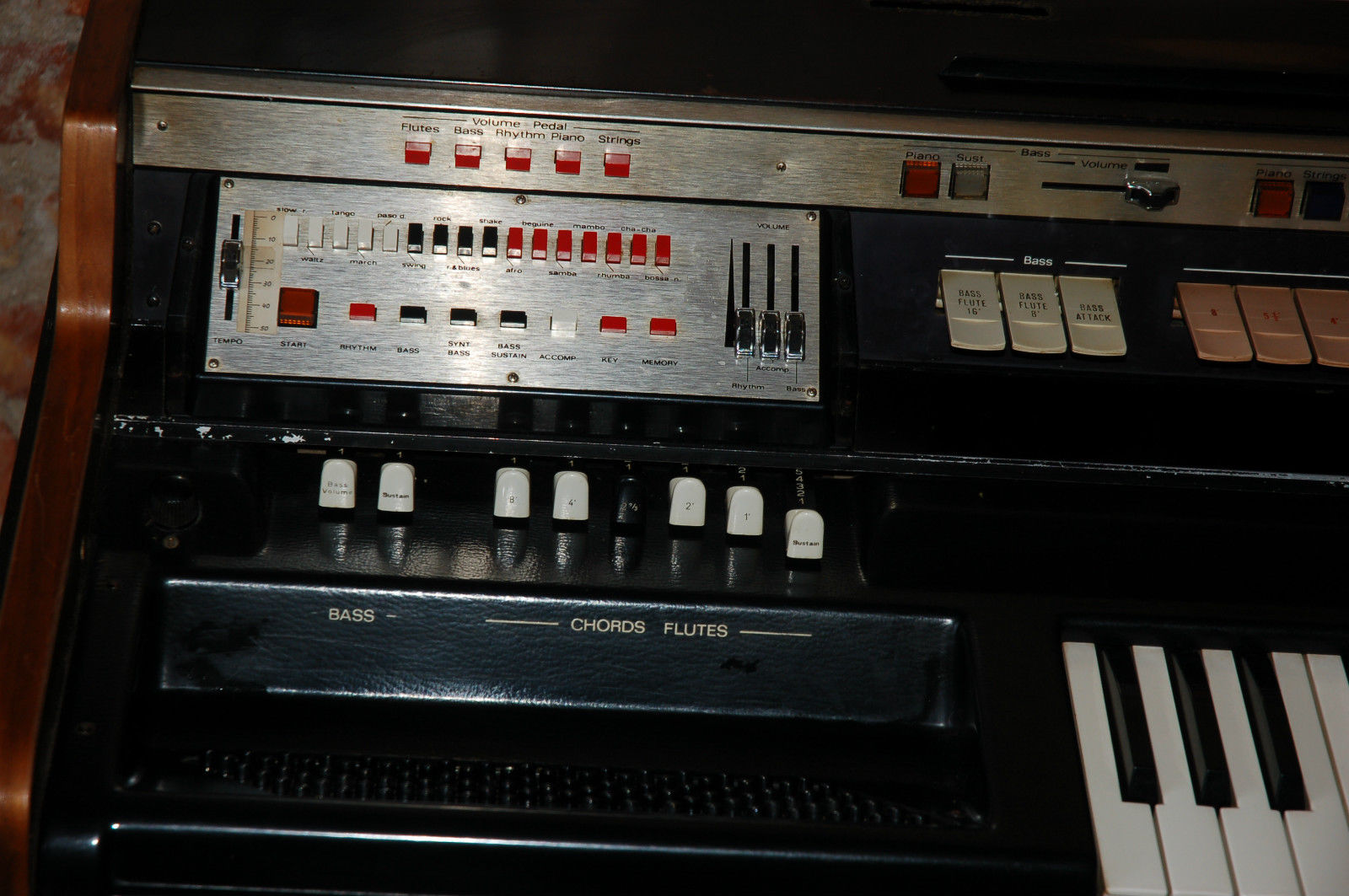 MATRIXSYNTH: Vintage ELKA CONCORDE 602 Bass Percussion Organ String ...