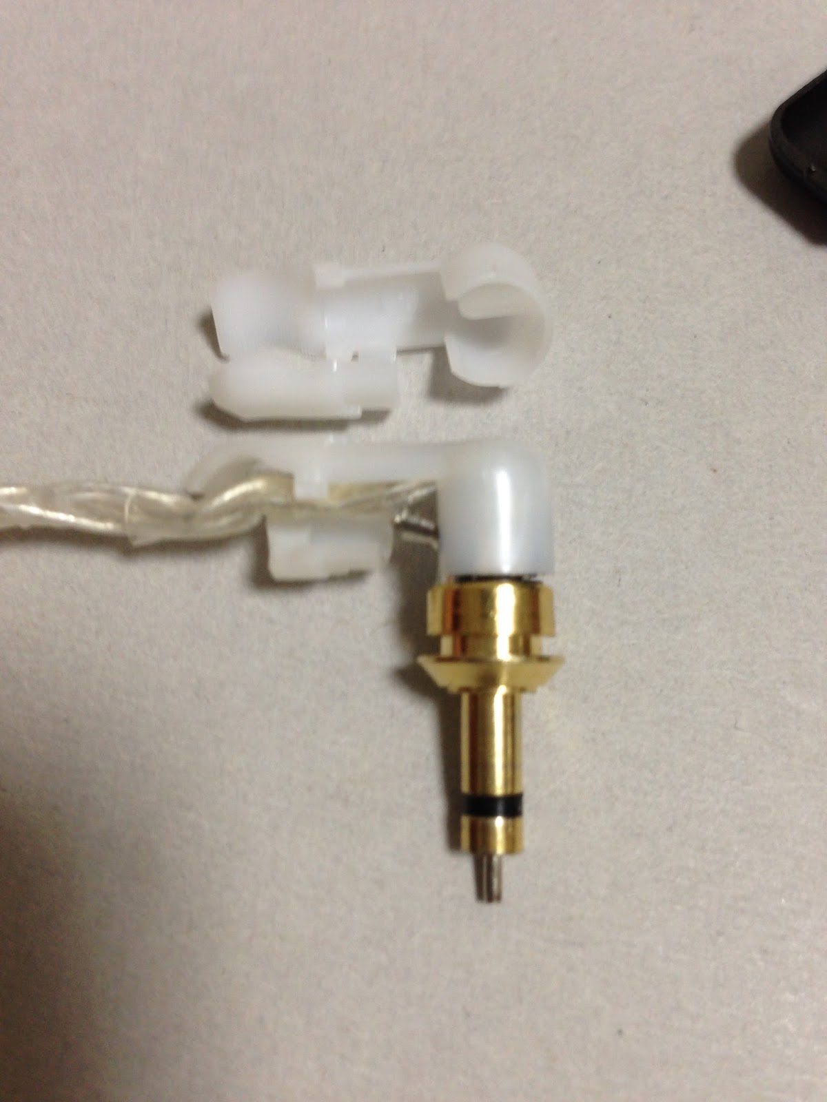 ばざのメモ: AUDIOTRAK Re：Cable SR3 MMCXケーブル プラグ交換