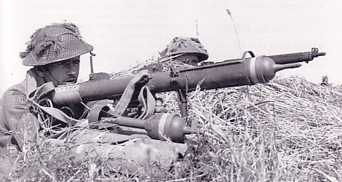 Weird WWII: Battleground Weird WWII: PIAT (Projectile, Infantry, Anti-Tank)