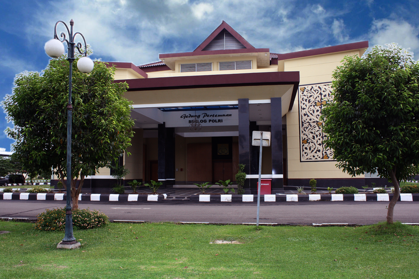 Gg Pertemuan Ssarpras Polri: HOME