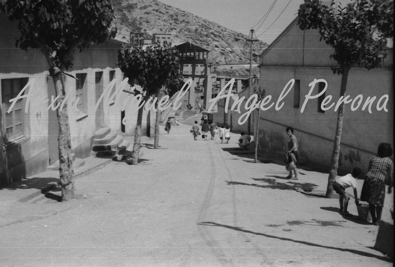 HISTÒRIA DE LA COLÒNIA CIMENTERA DE VALLCARCA - SITGES: LA COLÒNIA