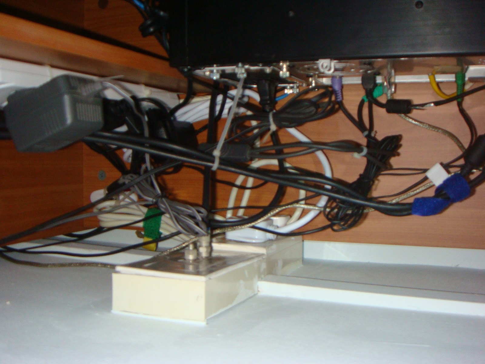 PC Parts and Accessories: Cable Management De-cluttered: Home made ...