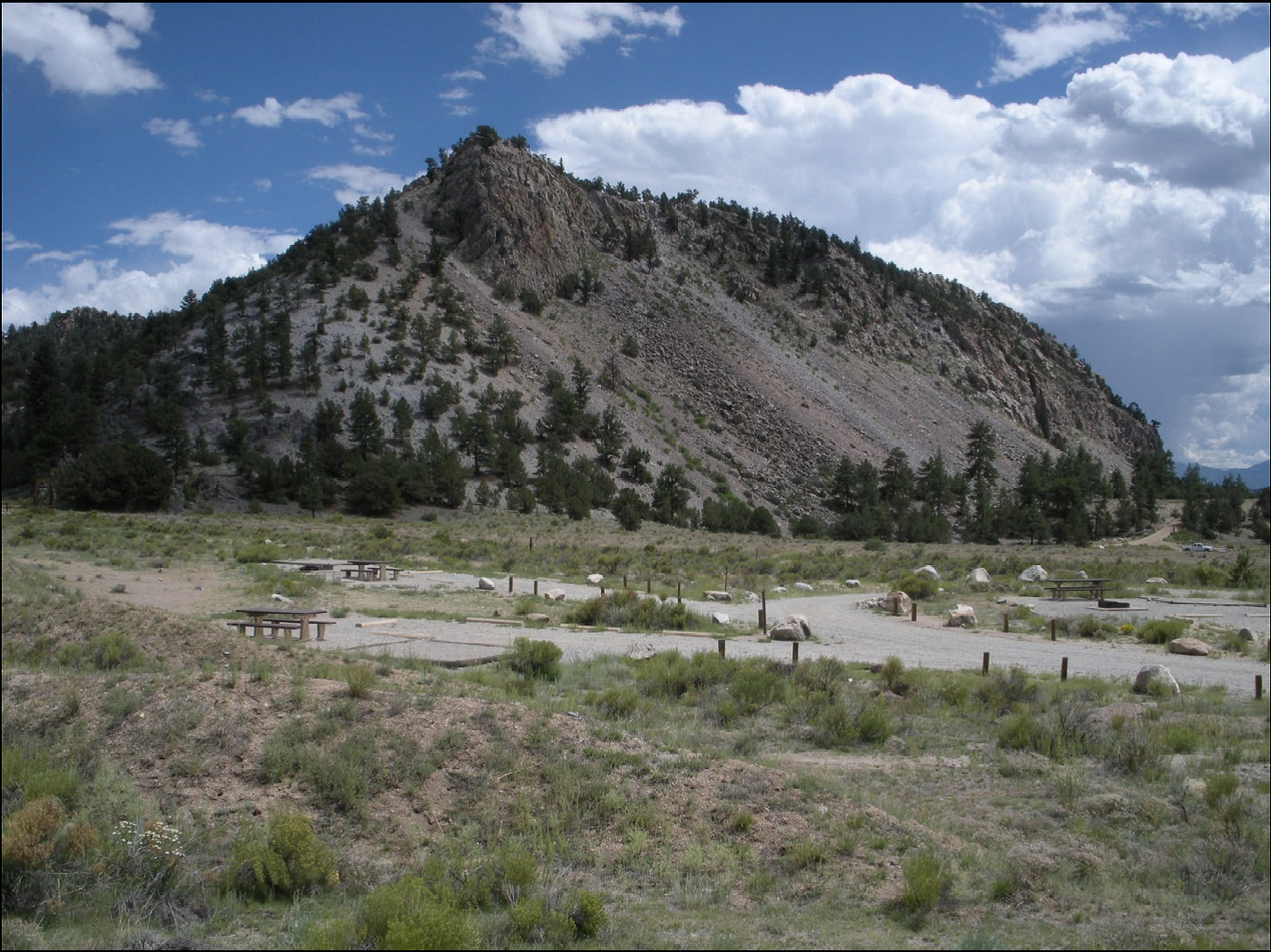 CSMS GEOLOGY POST: GARNETS: RUBY MOUNTAIN COLORADO
