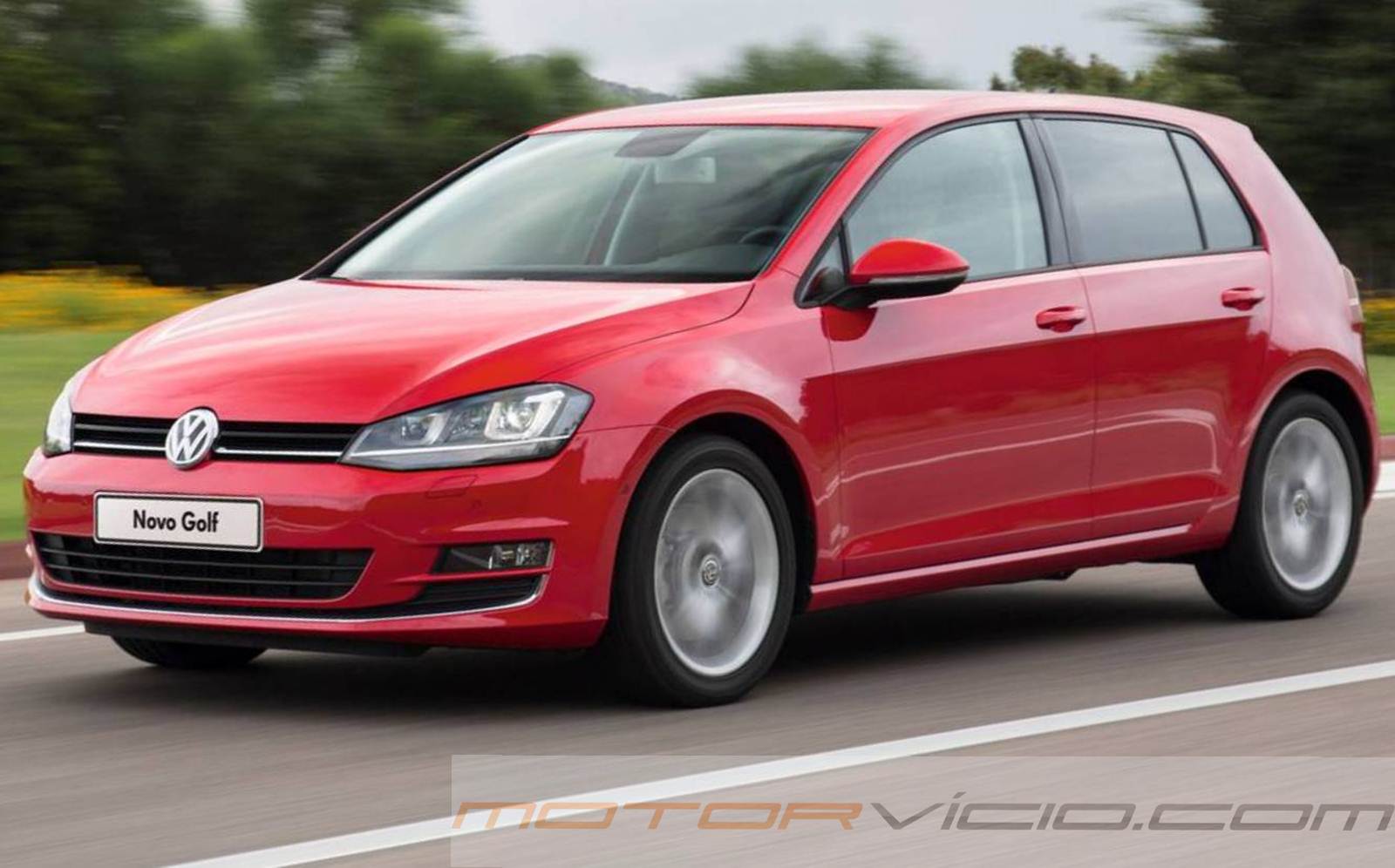 Novo Golf leva a VW à liderança do segmento de hatchs médios